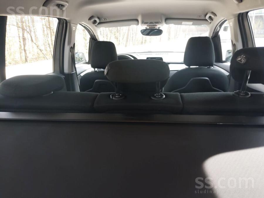 BMW 216 2021 in Jurmala, with an engine capacity of 1.50 L and mileage of 131 thousand km for 11900 €, photo 11 on AUTOMOTO.COM.LV