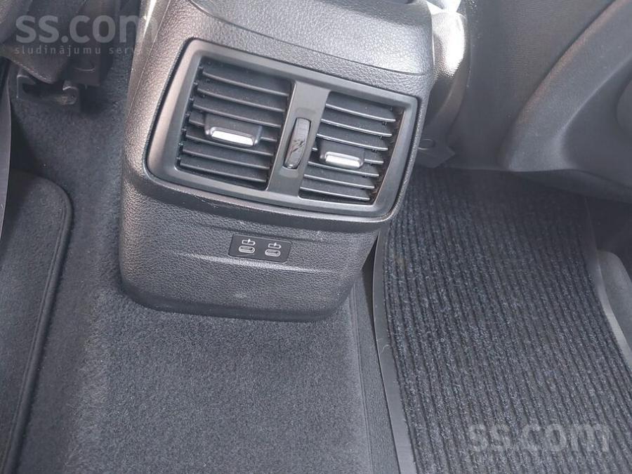 BMW 216 2021 in Jurmala, with an engine capacity of 1.50 L and mileage of 131 thousand km for 11900 €, photo 12 on AUTOMOTO.COM.LV