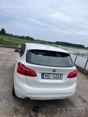 White BMW 216 2015 in Riga, with an engine capacity of 1.50 L and mileage of 247 thousand km for 5900 €, photo 6 on AUTOMOTO.COM.LV