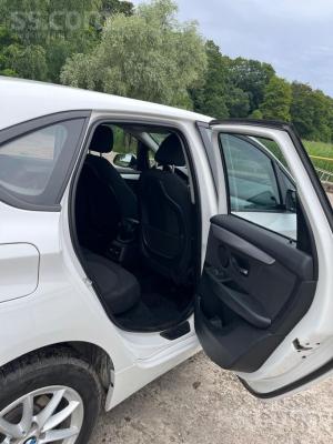 White BMW 216 2015 in Riga, with an engine capacity of 1.50 L and mileage of 247 thousand km for 5900 €, photo 10 on AUTOMOTO.COM.LV