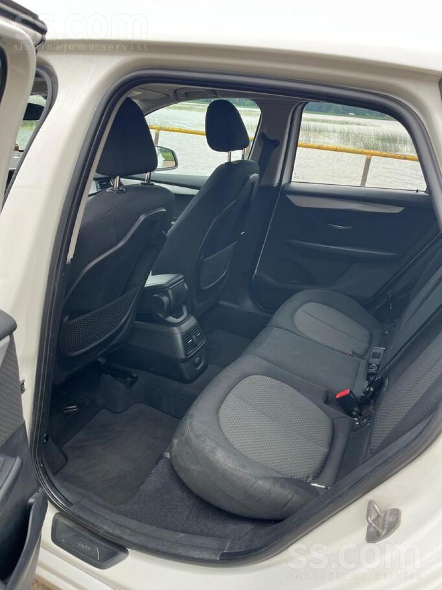 White BMW 216 2015 in Riga, with an engine capacity of 1.50 L and mileage of 247 thousand km for 5900 €, photo 11 on AUTOMOTO.COM.LV