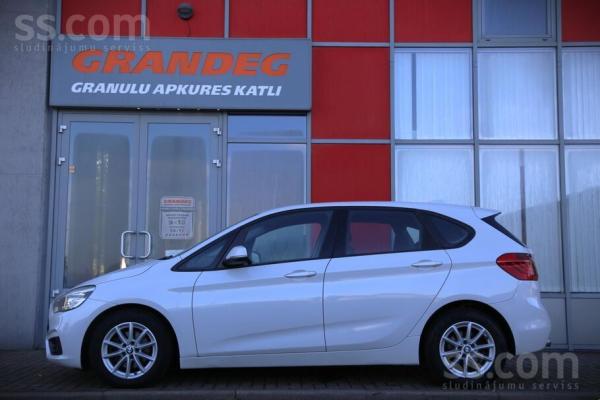 Balts BMW 216 2015 Rīga, ar dzinēja tilpumu 1.50 L un nobraukumu 251 tūkst. km par 6995 €, foto 3 vietnē AUTOMOTO.COM.LV