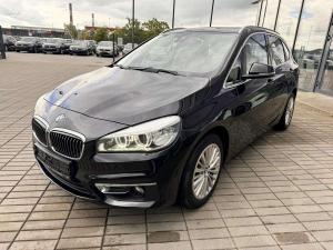 Melns BMW 218 Active Tourer 2014 Kauņa, ar dzinēja tilpumu 1.50 L un nobraukumu 206 tūkst. km par 6900 €, foto  vietnē AUTOMOTO.COM.LV