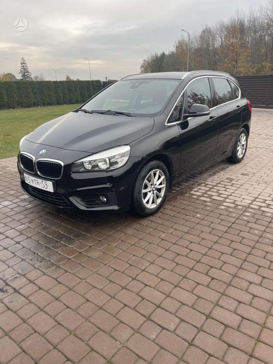 Melns BMW 218 Active Tourer 2014 Kauņa, ar dzinēja tilpumu 2.00 L un nobraukumu 303 tūkst. km par 6650 €, foto 7 vietnē AUTOMOTO.COM.LV