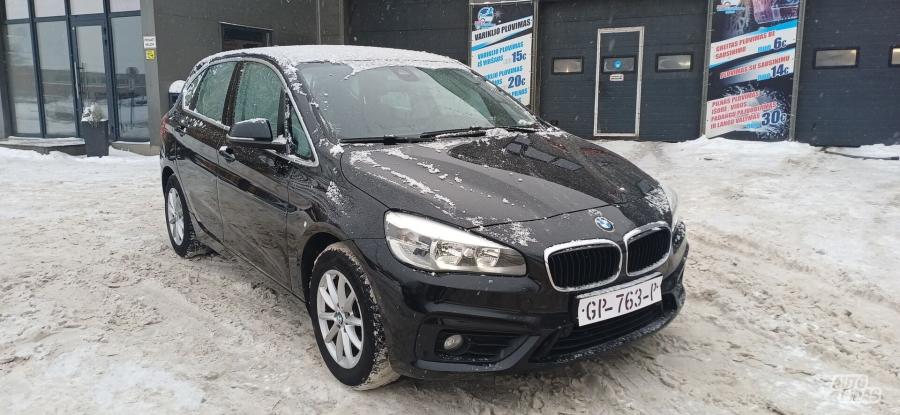 Melns BMW 218 Active Tourer 2015 Kauņa, ar dzinēja tilpumu 2.00 L un nobraukumu 289 tūkst. km par 6450 €, foto 2 vietnē AUTOMOTO.COM.LV