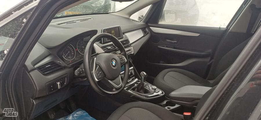Melns BMW 218 Active Tourer 2015 Kauņa, ar dzinēja tilpumu 2.00 L un nobraukumu 289 tūkst. km par 6450 €, foto 9 vietnē AUTOMOTO.COM.LV