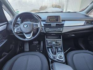 Melns BMW 218 Active Tourer 2015 Šauļi, ar dzinēja tilpumu 1.50 L un nobraukumu 276 tūkst. km par 5400 €, foto 5 vietnē AUTOMOTO.COM.LV