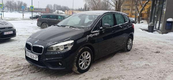 Black BMW 218 Active Tourer 2015 in Kaunas, with an engine capacity of 2.00 L and mileage of 289 thousand km for 6650 €, photo 2 on AUTOMOTO.COM.LV