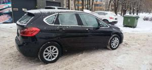 Black BMW 218 Active Tourer 2015 in Kaunas, with an engine capacity of 2.00 L and mileage of 289 thousand km for 6650 €, photo 8 on AUTOMOTO.COM.LV