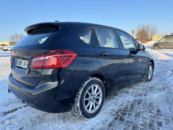 Black BMW 218 Active Tourer 2015 in Taurage, with an engine capacity of 2.00 L and mileage of 220 thousand km for 6500 €, photo 4 on AUTOMOTO.COM.LV