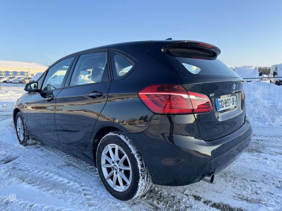 Melns BMW 218 Active Tourer 2015 Tauragė, ar dzinēja tilpumu 2.00 L un nobraukumu 220 tūkst. km par 6500 €, foto 6 vietnē AUTOMOTO.COM.LV