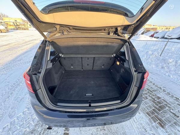 Melns BMW 218 Active Tourer 2015 Tauragė, ar dzinēja tilpumu 2.00 L un nobraukumu 220 tūkst. km par 6500 €, foto 11 vietnē AUTOMOTO.COM.LV