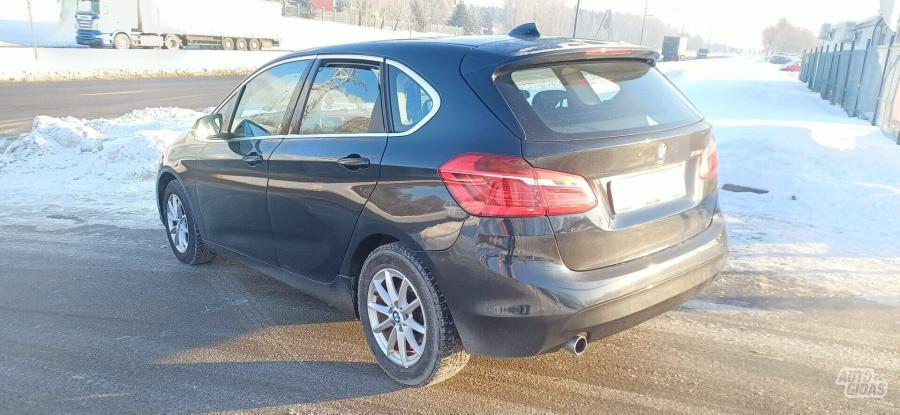 Black BMW 218 Active Tourer 2015 in Kaunas, with an engine capacity of 2.00 L and mileage of 289 thousand km for 6650 €, photo 4 on AUTOMOTO.COM.LV