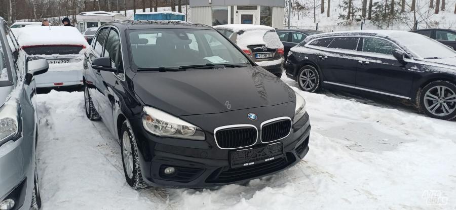Black BMW 218 Active Tourer 2015 in Kaunas, with an engine capacity of 2.00 L and mileage of 289 thousand km for 6650 €, photo 7 on AUTOMOTO.COM.LV