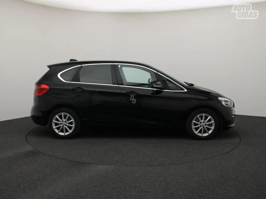 Melns BMW 218 Active Tourer 2015 Viļņa, ar dzinēja tilpumu 2.00 L un nobraukumu 247 tūkst. km par 7599 €, foto 10 vietnē AUTOMOTO.COM.LV