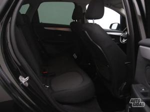 Melns BMW 218 Active Tourer 2015 Viļņa, ar dzinēja tilpumu 2.00 L un nobraukumu 247 tūkst. km par 7599 €, foto 16 vietnē AUTOMOTO.COM.LV