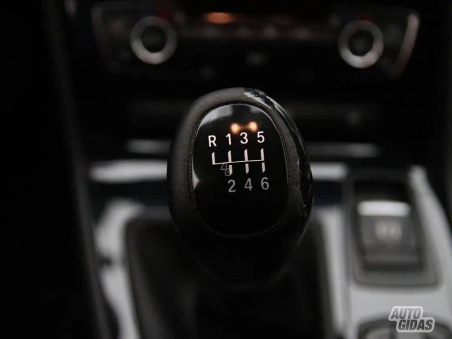Melns BMW 218 Active Tourer 2015 Viļņa, ar dzinēja tilpumu 2.00 L un nobraukumu 247 tūkst. km par 7599 €, foto 32 vietnē AUTOMOTO.COM.LV