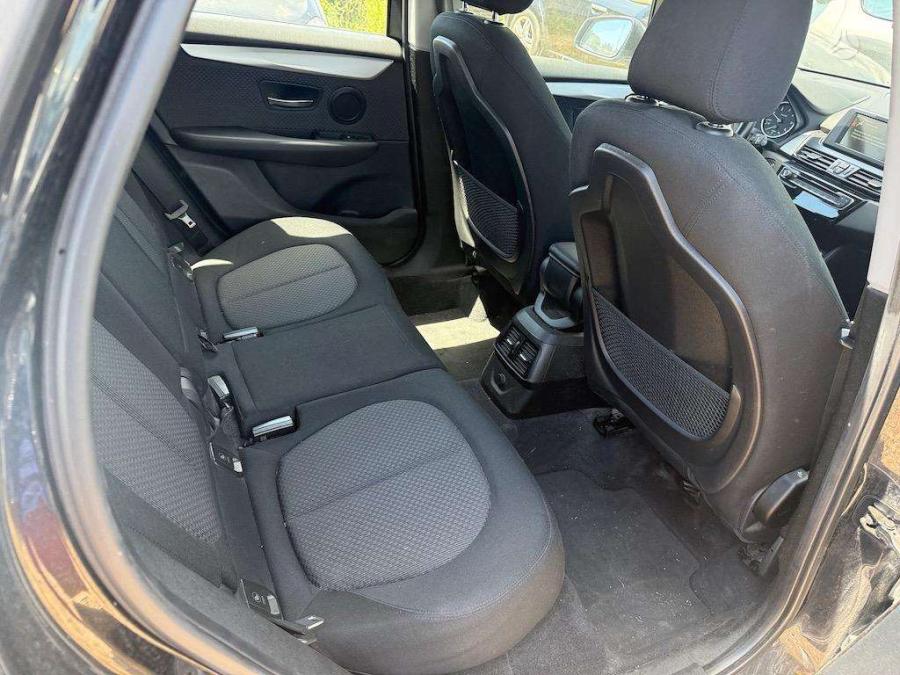 Black BMW 218 Active Tourer 2015 in Siauliai, with an engine capacity of 2.00 L and mileage of 270 thousand km for 6200 €, photo 10 on AUTOMOTO.COM.LV