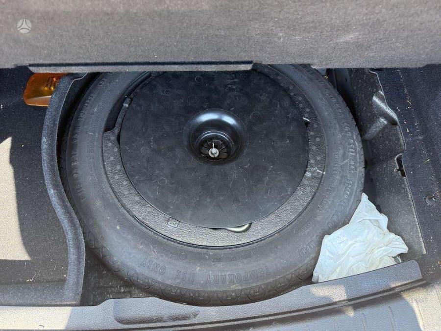 Black BMW 218 Active Tourer 2015 in Siauliai, with an engine capacity of 2.00 L and mileage of 270 thousand km for 6200 €, photo 15 on AUTOMOTO.COM.LV
