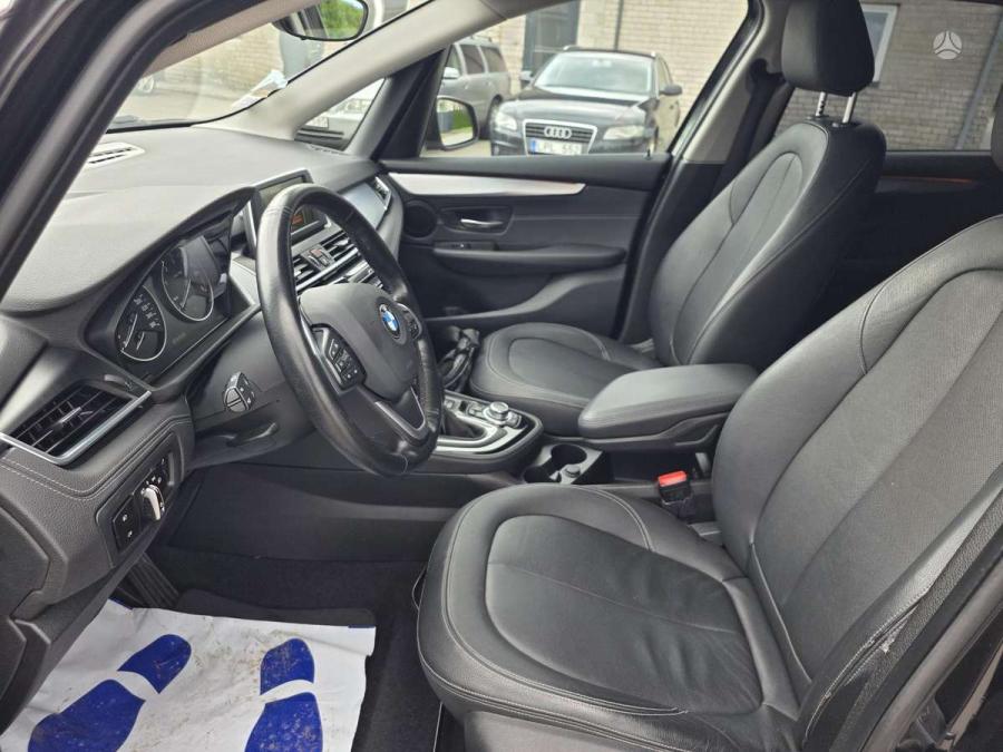Черный БМВ 218 Active Tourer 2015 в Таураге, объемом двигателя 2.00 л и пробегом 180 тыс. км за 7999 €, фото 13 на AUTOMOTO.COM.LV