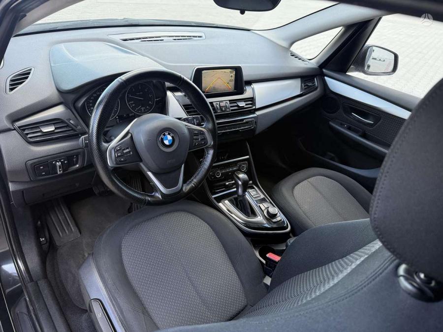 Черный БМВ 218 Active Tourer 2015 в Шяуляй, объемом двигателя 2.00 л и пробегом 260 тыс. км за 6500 €, фото 13 на AUTOMOTO.COM.LV