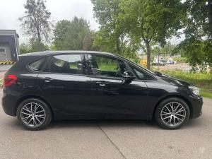 Черный БМВ 218 Active Tourer 2015 в Алитус, объемом двигателя 2.00 л и пробегом 300 тыс. км за 7700 €, фото 5 на AUTOMOTO.COM.LV