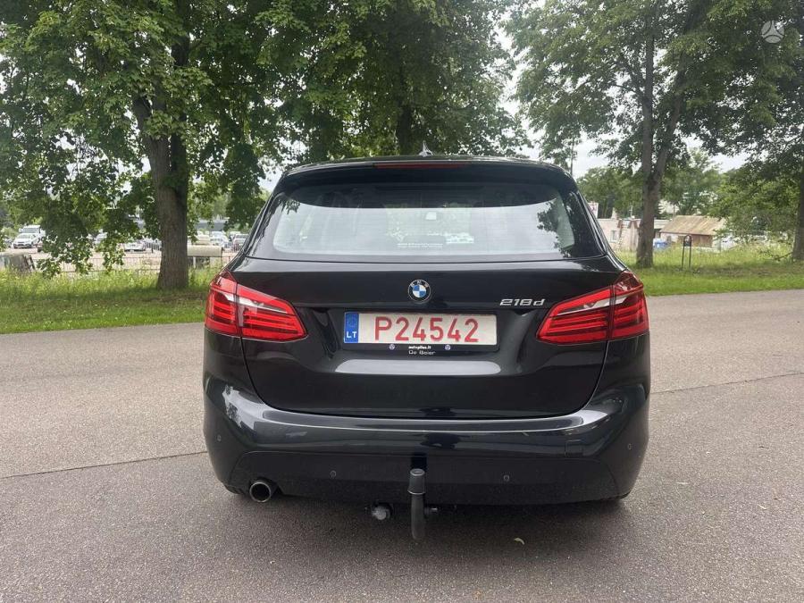 Черный БМВ 218 Active Tourer 2015 в Алитус, объемом двигателя 2.00 л и пробегом 300 тыс. км за 7700 €, фото 7 на AUTOMOTO.COM.LV