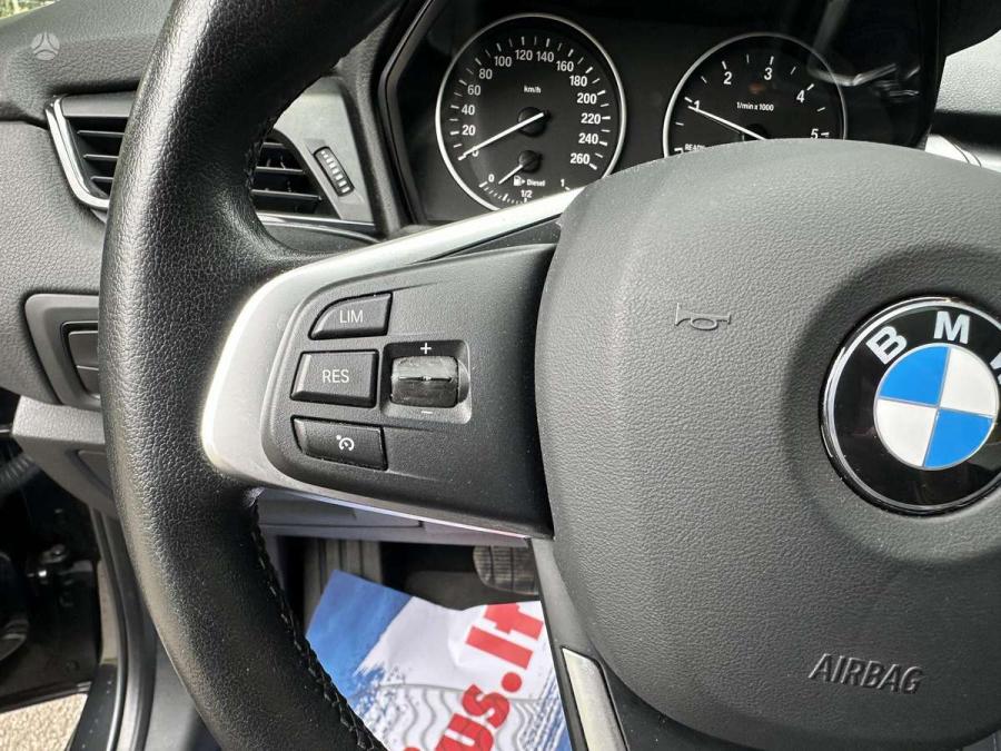 Черный БМВ 218 Active Tourer 2015 в Алитус, объемом двигателя 2.00 л и пробегом 300 тыс. км за 7700 €, фото 15 на AUTOMOTO.COM.LV