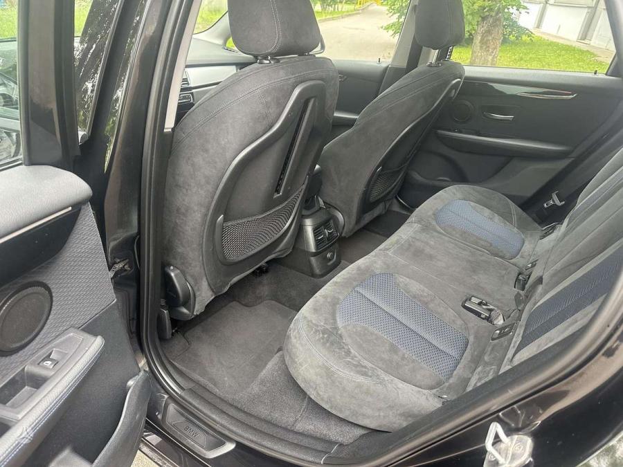 Черный БМВ 218 Active Tourer 2015 в Алитус, объемом двигателя 2.00 л и пробегом 300 тыс. км за 7700 €, фото 20 на AUTOMOTO.COM.LV