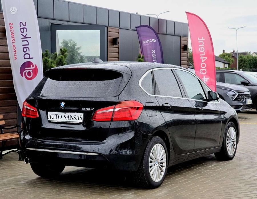 Melns BMW 218 Active Tourer 2015 Tauragė, ar dzinēja tilpumu 2.00 L un nobraukumu 184 tūkst. km par 9500 €, foto 9 vietnē AUTOMOTO.COM.LV