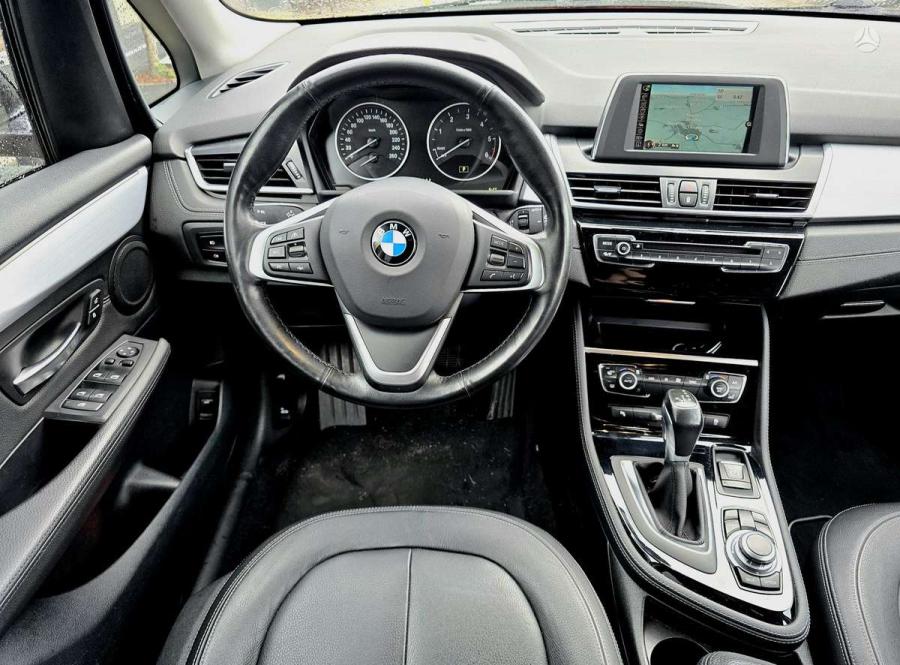 Melns BMW 218 Active Tourer 2015 Tauragė, ar dzinēja tilpumu 2.00 L un nobraukumu 184 tūkst. km par 9500 €, foto 15 vietnē AUTOMOTO.COM.LV