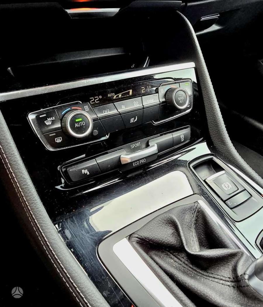 Melns BMW 218 Active Tourer 2015 Tauragė, ar dzinēja tilpumu 2.00 L un nobraukumu 184 tūkst. km par 9500 €, foto 19 vietnē AUTOMOTO.COM.LV