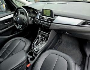 Melns BMW 218 Active Tourer 2015 Tauragė, ar dzinēja tilpumu 2.00 L un nobraukumu 184 tūkst. km par 9500 €, foto 25 vietnē AUTOMOTO.COM.LV