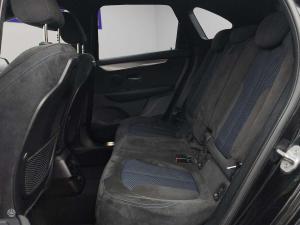 Melns BMW 218 Active Tourer 2015 Viļņa, ar dzinēja tilpumu 1.50 L un nobraukumu 218 tūkst. km par 9999 €, foto 11 vietnē AUTOMOTO.COM.LV