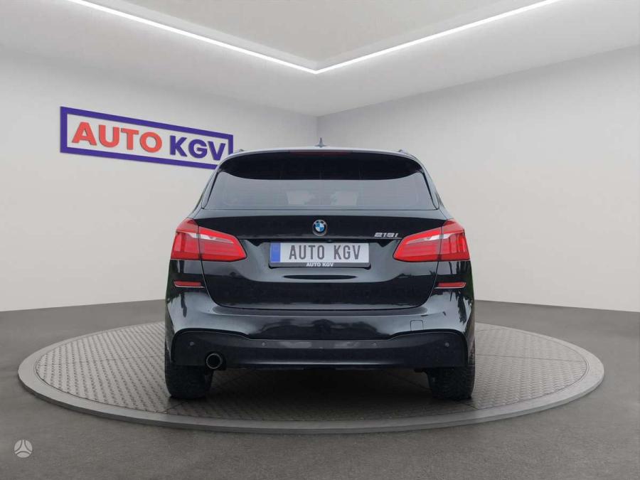 Black BMW 218 Active Tourer 2015 in Vilnius, with an engine capacity of 1.50 L and mileage of 218 thousand km for 9999 €, photo 5 on AUTOMOTO.COM.LV