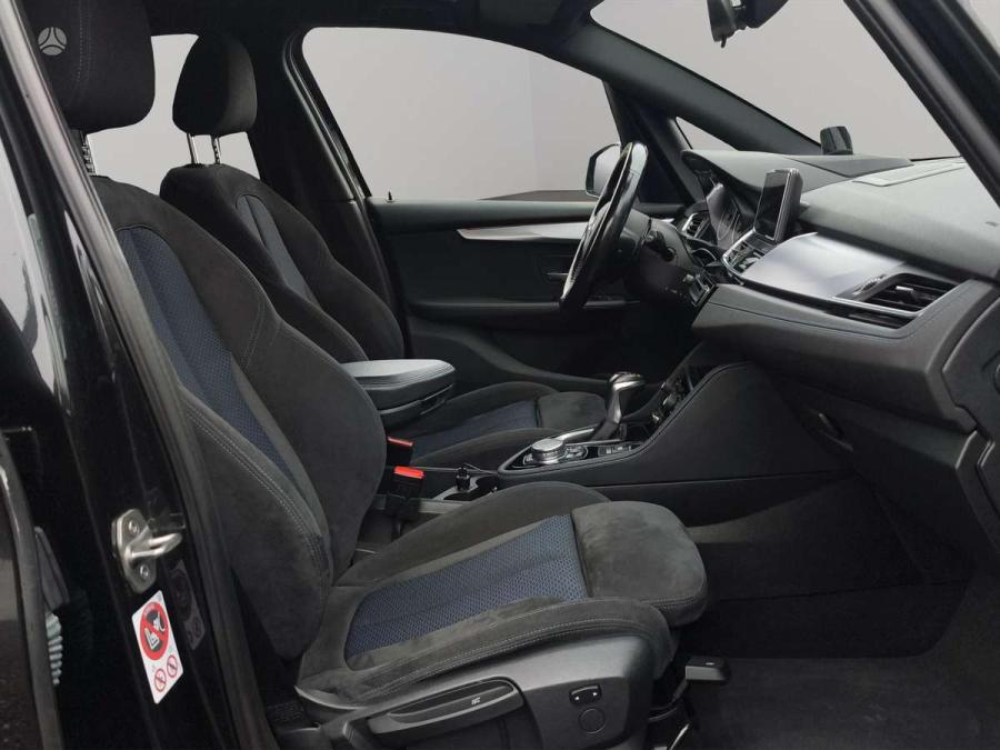 Black BMW 218 Active Tourer 2015 in Vilnius, with an engine capacity of 1.50 L and mileage of 218 thousand km for 9999 €, photo 9 on AUTOMOTO.COM.LV
