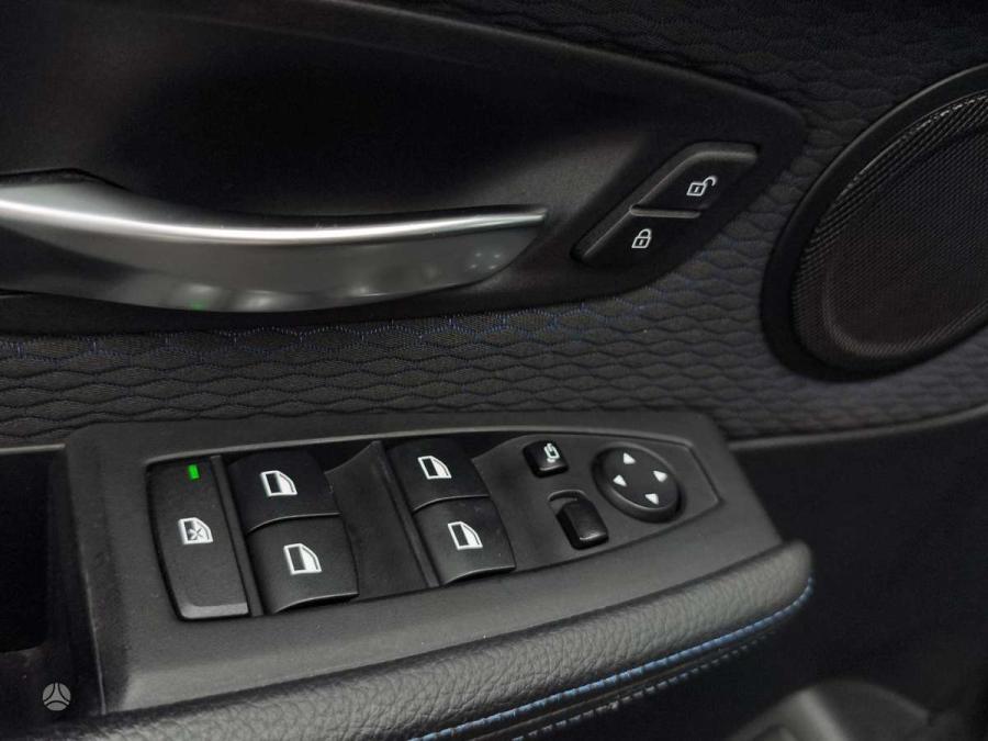 Black BMW 218 Active Tourer 2015 in Vilnius, with an engine capacity of 1.50 L and mileage of 218 thousand km for 9999 €, photo 14 on AUTOMOTO.COM.LV
