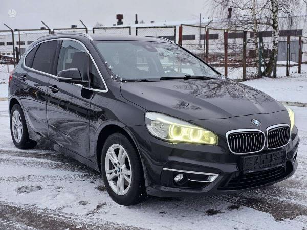 Melns BMW 218 Active Tourer 2016 Rokiškis, ar dzinēja tilpumu 1.50 L un nobraukumu 240 tūkst. km par 6350 €, foto 1 vietnē AUTOMOTO.COM.LV