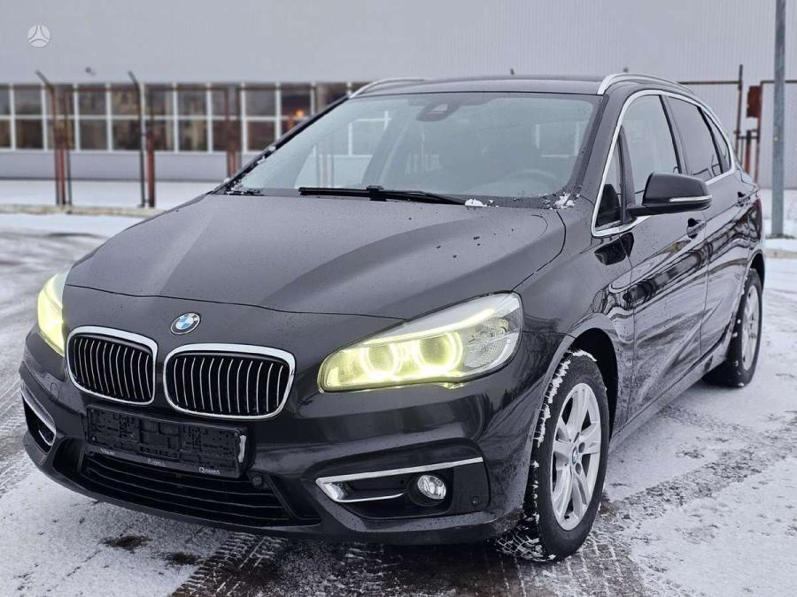 Melns BMW 218 Active Tourer 2016 Rokiškis, ar dzinēja tilpumu 1.50 L un nobraukumu 240 tūkst. km par 6350 €, foto 5 vietnē AUTOMOTO.COM.LV