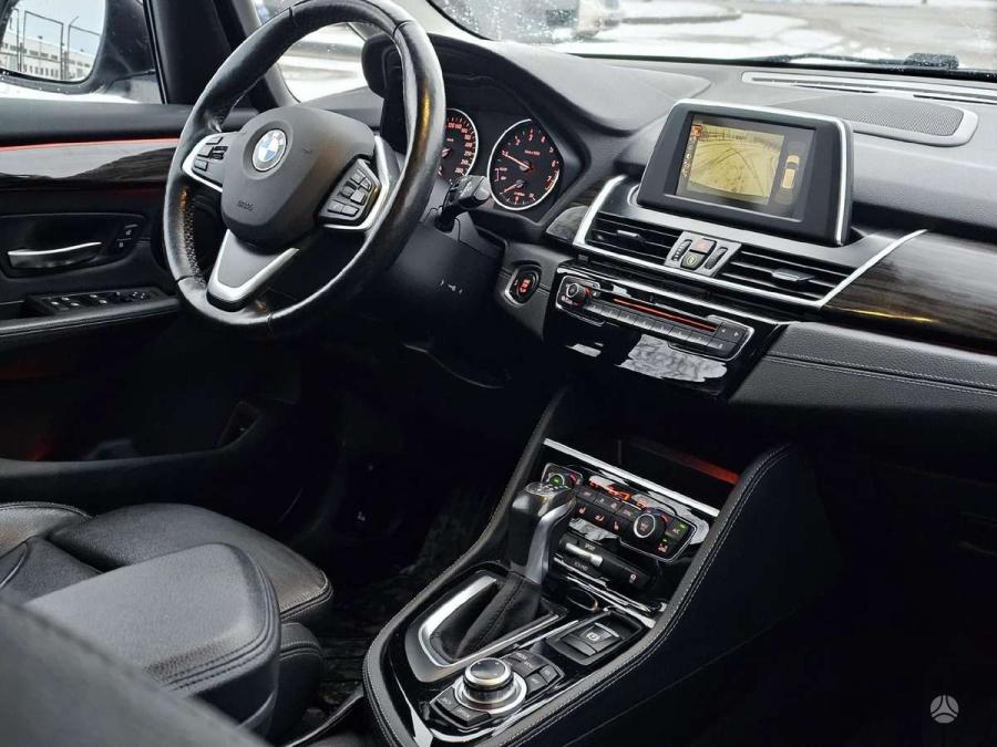 Melns BMW 218 Active Tourer 2016 Rokiškis, ar dzinēja tilpumu 1.50 L un nobraukumu 240 tūkst. km par 6350 €, foto 15 vietnē AUTOMOTO.COM.LV