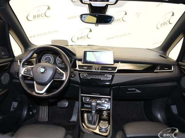 Black BMW 218 Active Tourer 2016 in Avizieniai, with an engine capacity of 2.00 L and mileage of 321 thousand km for 7500 €, photo 3 on AUTOMOTO.COM.LV