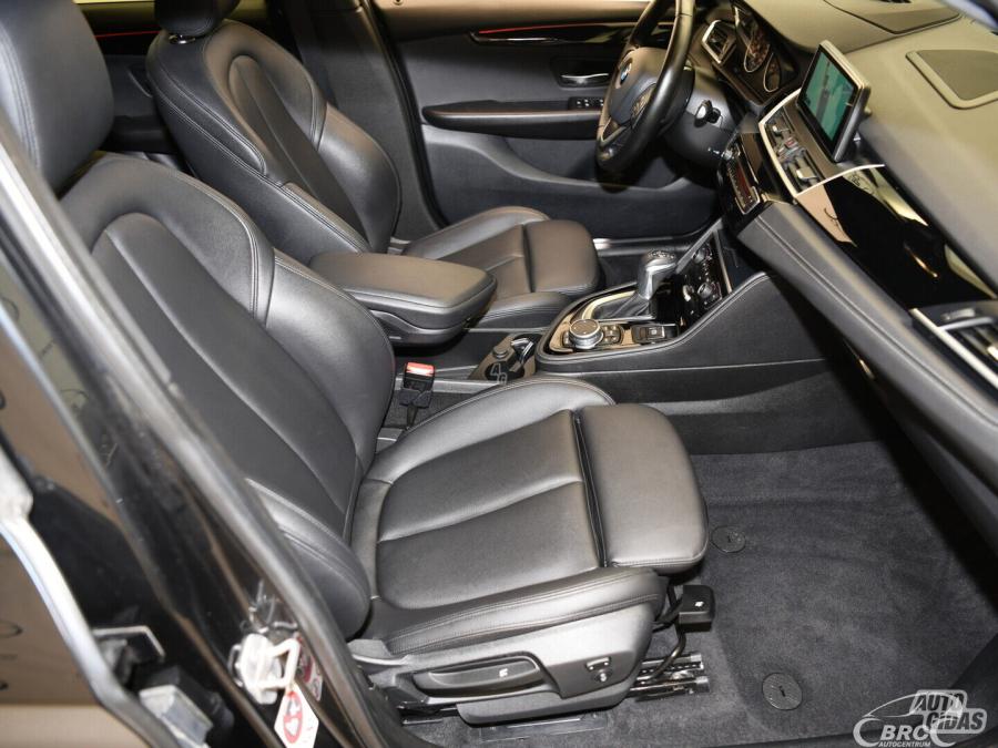Melns BMW 218 Active Tourer 2016 Avižieniai, ar dzinēja tilpumu 2.00 L un nobraukumu 321 tūkst. km par 7500 €, foto 6 vietnē AUTOMOTO.COM.LV