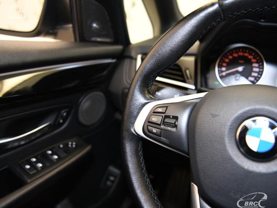 Melns BMW 218 Active Tourer 2016 Avižieniai, ar dzinēja tilpumu 2.00 L un nobraukumu 321 tūkst. km par 7500 €, foto 31 vietnē AUTOMOTO.COM.LV
