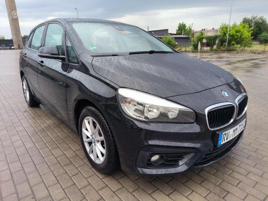 Черный БМВ 218 Active Tourer 2017 в Таураге, объемом двигателя 2.00 л и пробегом 293 тыс. км за 5900 €, фото 4 на AUTOMOTO.COM.LV