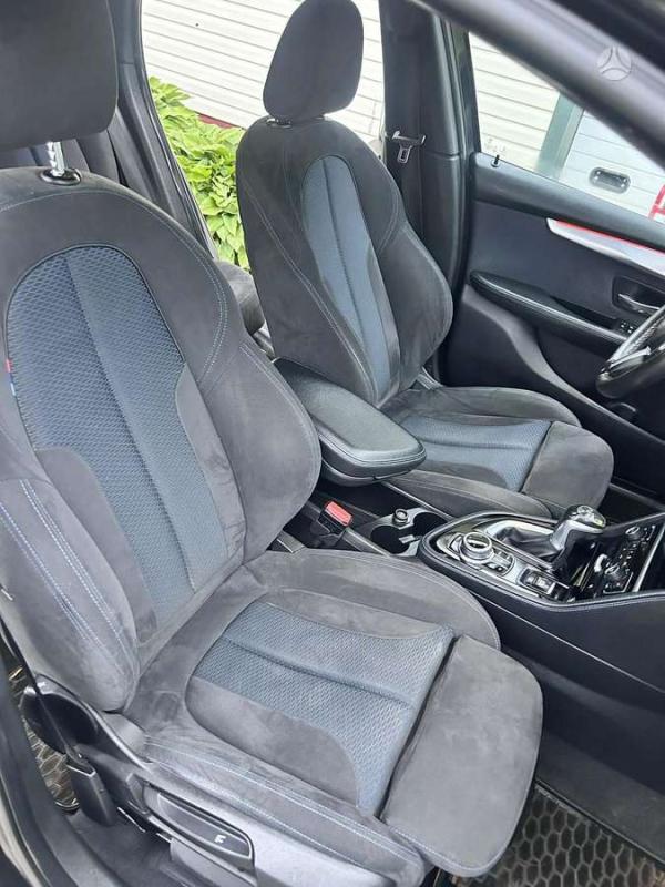 Black BMW 218 Active Tourer 2017 in Vilnius, with an engine capacity of 2.00 L and mileage of 183 thousand km for 9000 €, photo 7 on AUTOMOTO.COM.LV