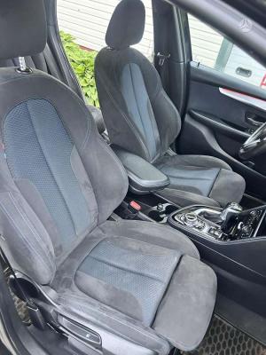 Black BMW 218 Active Tourer 2017 in Vilnius, with an engine capacity of 2.00 L and mileage of 183 thousand km for 9000 €, photo 8 on AUTOMOTO.COM.LV
