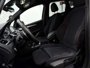 Black BMW 218 Active Tourer 2017 in Vilnius, with an engine capacity of 2.00 L and mileage of 191 thousand km for 9790 €, photo 11 on AUTOMOTO.COM.LV