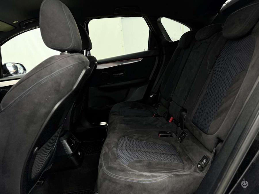 Black BMW 218 Active Tourer 2017 in Vilnius, with an engine capacity of 2.00 L and mileage of 191 thousand km for 9790 €, photo 12 on AUTOMOTO.COM.LV