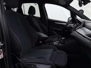 Black BMW 218 Active Tourer 2017 in Vilnius, with an engine capacity of 2.00 L and mileage of 191 thousand km for 9790 €, photo 14 on AUTOMOTO.COM.LV