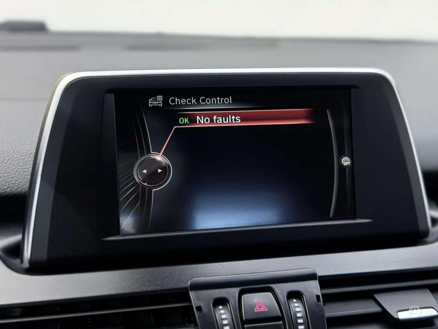 Black BMW 218 Active Tourer 2017 in Vilnius, with an engine capacity of 2.00 L and mileage of 191 thousand km for 9790 €, photo 23 on AUTOMOTO.COM.LV